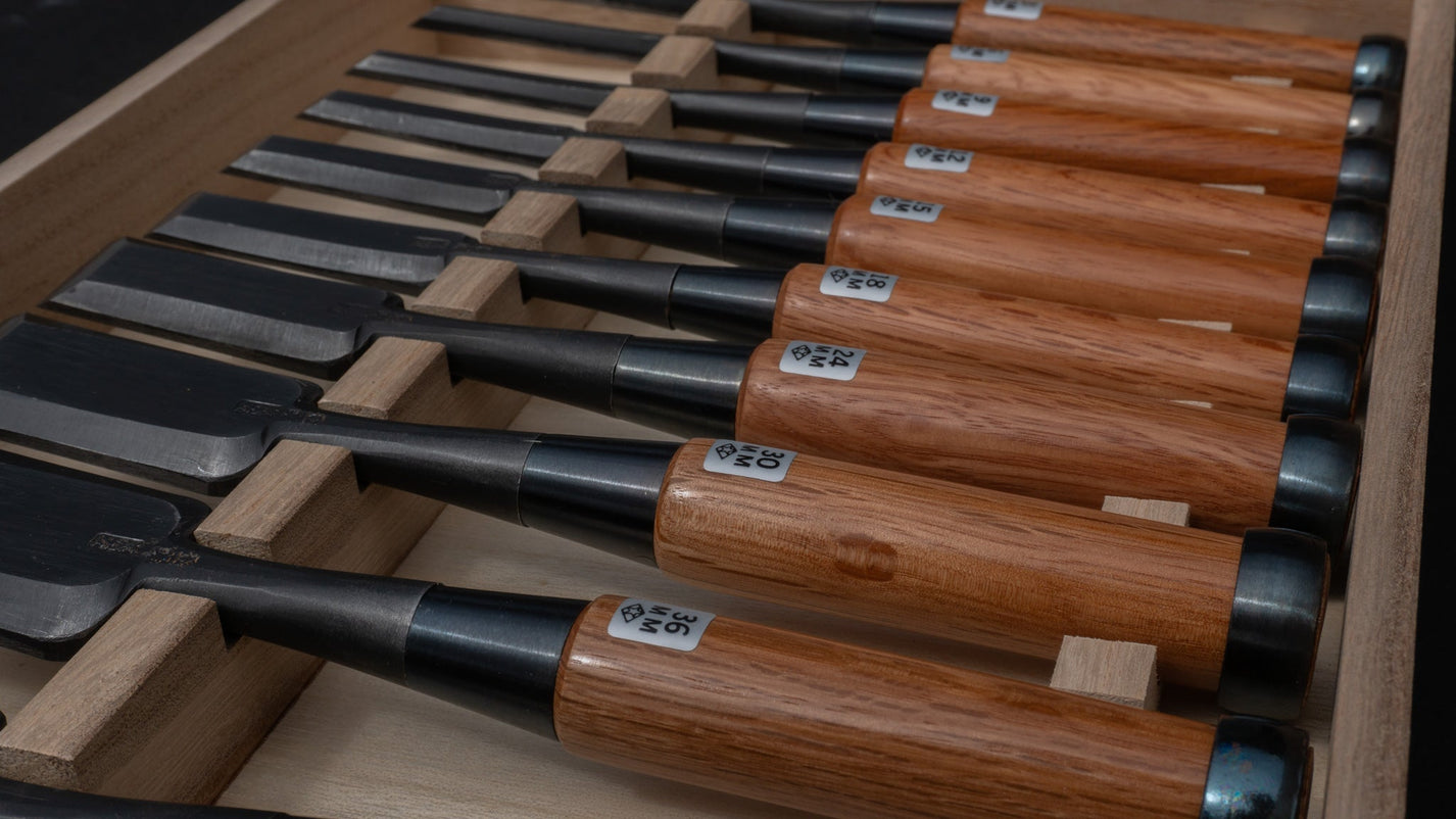 Morihei Yoshitomo Chisel 10 Set (with Kiri Box) – HITOHIRA